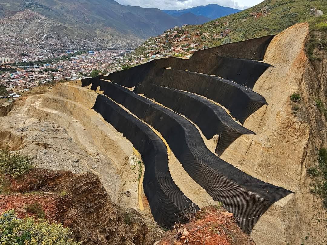 Llicua anuncia plantón por obra paralizada en quebrada Agorr